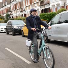 Stand up for better streets, says champion of Enfield’s Mini