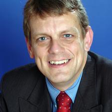 Tugwell joins Oxfordshire from partnership