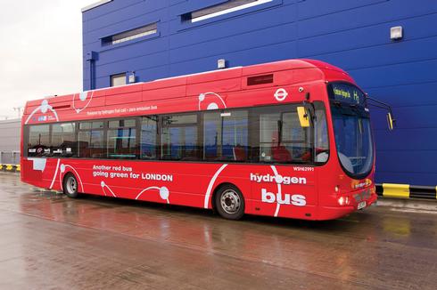 New hydrogen-powered bus fleet takes to London